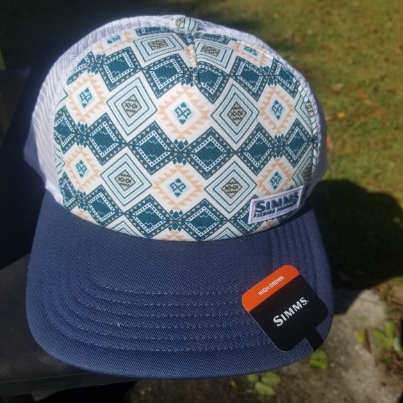 Simms | Accessories | Simms Fishing Surf Adventure Trucker Hat Womens ...